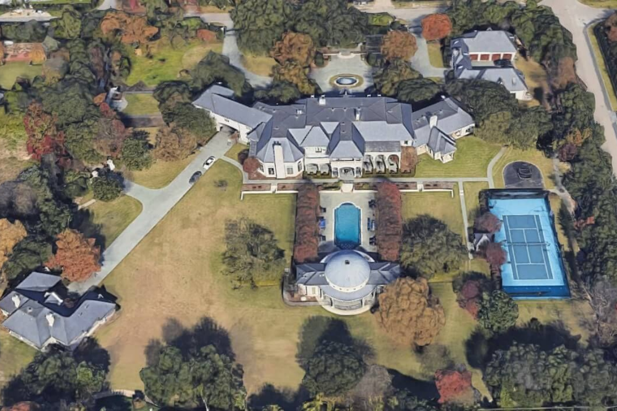 Inside Mark Cuban’s Dallas Mansion: Billionaire Life